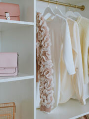 How To Go Live On Poshmark: Guide To Poshmark Shows